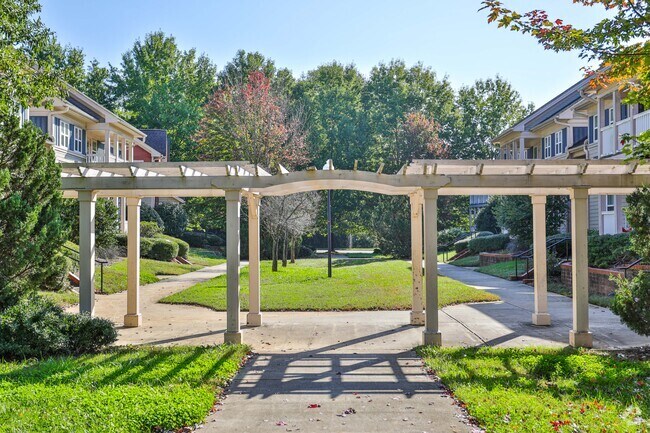 Arbor Glen Apartments - Charlotte, NC | ForRent.com