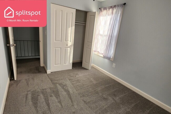 Private room in 3 bedroom College Park Apa... Unit 1 - College Park, MD ...