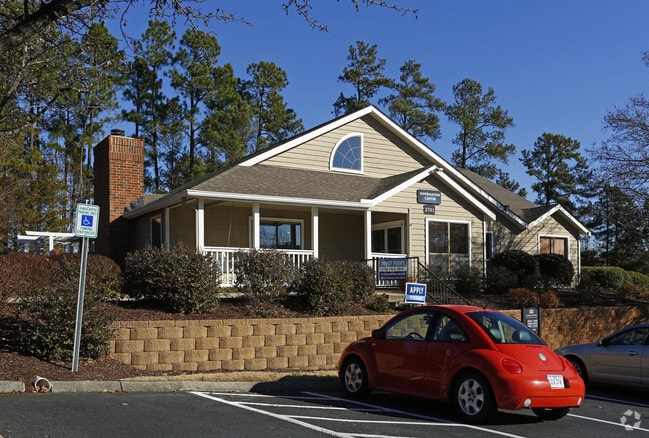CHAPEL VIEW Apartments - Chapel Hill, NC | ForRent.com