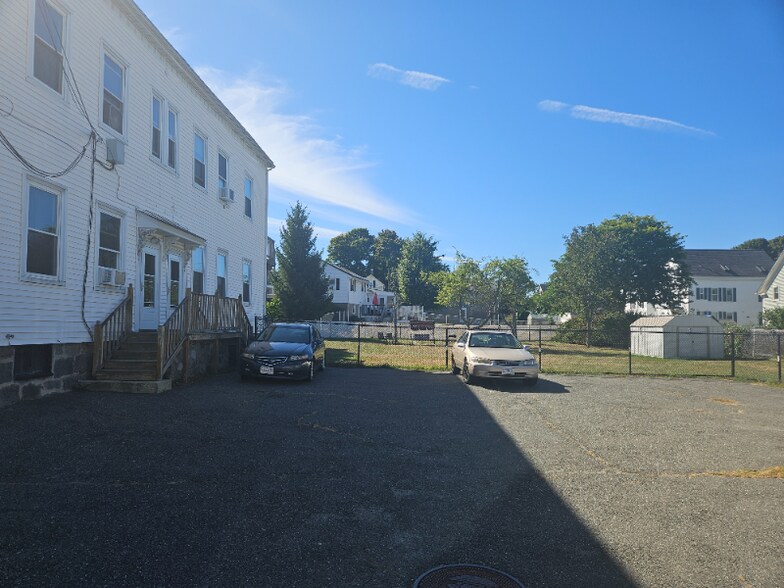 7 Aborn St Ct Unit 7b - Apartment for Rent | Salem, MA | Starting at ...