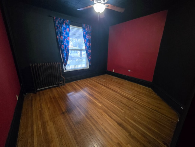 994 Reaney Ave E Off-Campus Housing, Saint Paul, MN