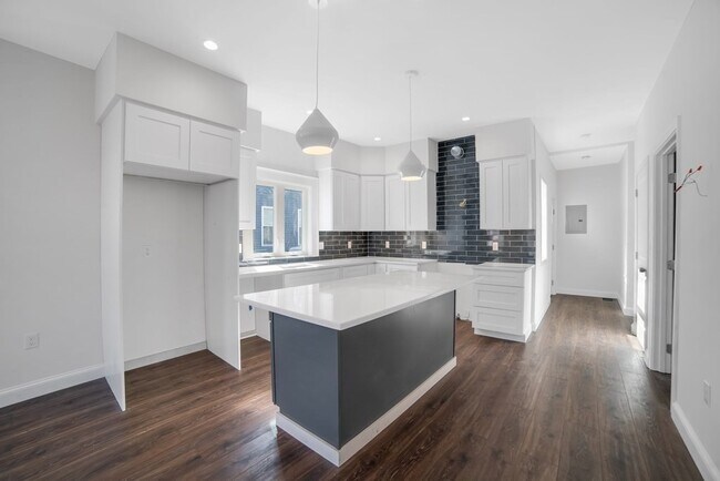 109 Thomas E. Burgin Pkwy Unit 1 - Apartment for Rent | Quincy, MA ...