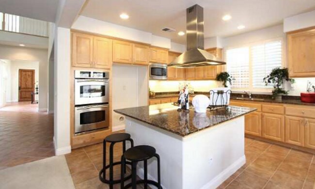 San Ramon Piccadilly Square 4 bed + loft /... - House Rental in San ...