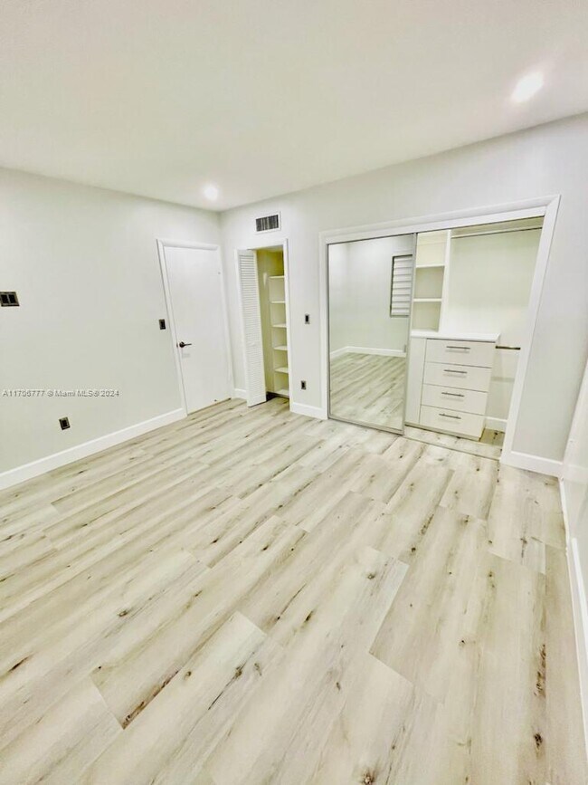 900 SW 84th Ave Unit 217E - Condo for Rent in Miami, FL | ForRent.com