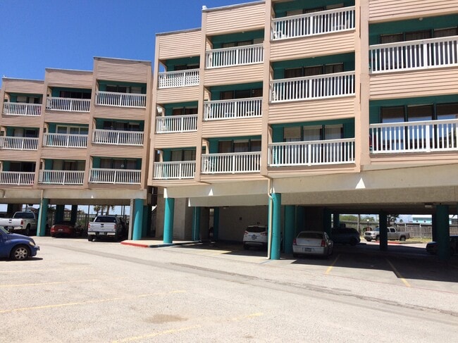 3938 Surfside Blvd Unit 3126 Off-Campus Housing, Corpus Christi, TX