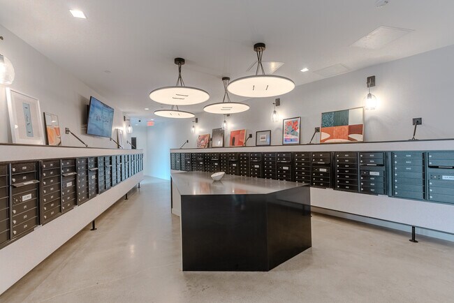 Massachusetts Institute of Technology | Off-Campus Housing Search