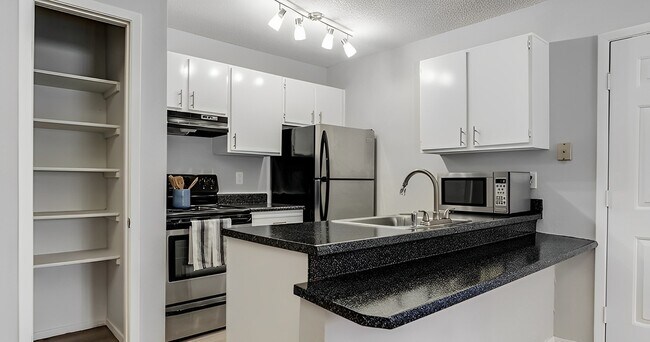 Aspen Landing Apartments - Kansas City, MO | ForRent.com