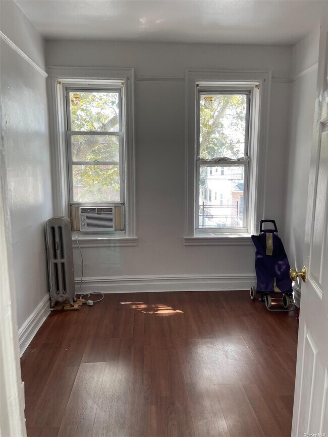 695 Sheffield Ave Apartment Unit 2F - Brooklyn, NY | ForRent.com