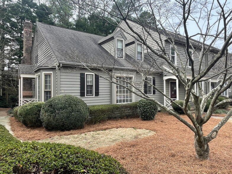 910 Albany Ct - Townhome for Rent in Raleigh, NC | ForRent.com