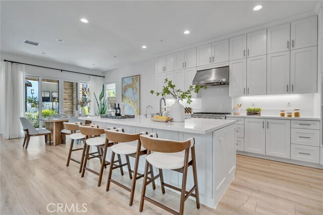 112 Draw Condominio - Irvine, CA | ForRent.com