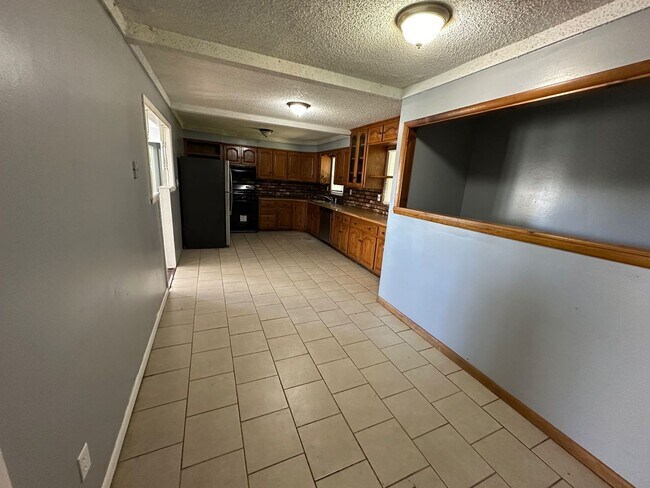 3 Bedroom, 2 Bathroom House in Kansas City... Rental - House Rental in ...