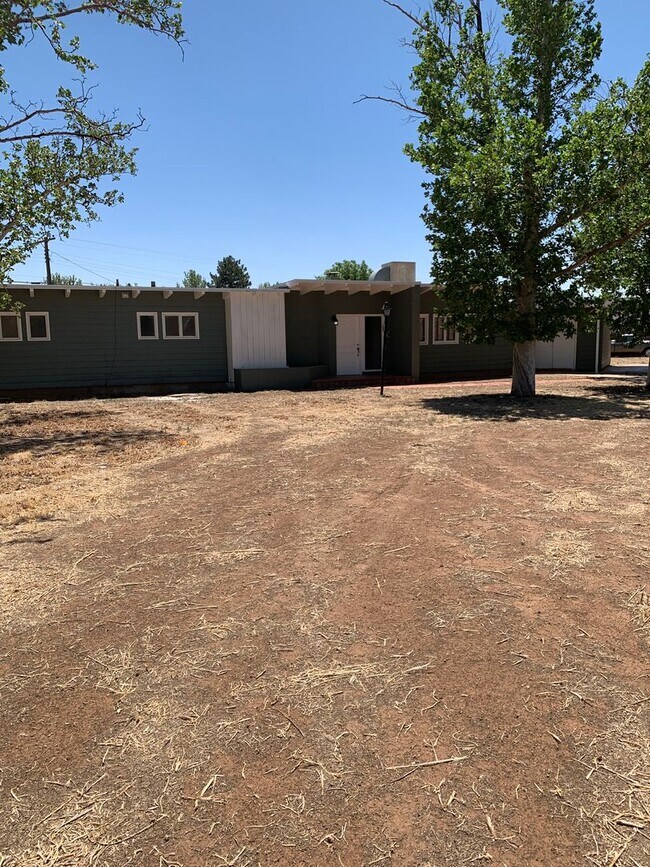 2319 Axtell St - House Rental in Clovis, NM | ForRent.com