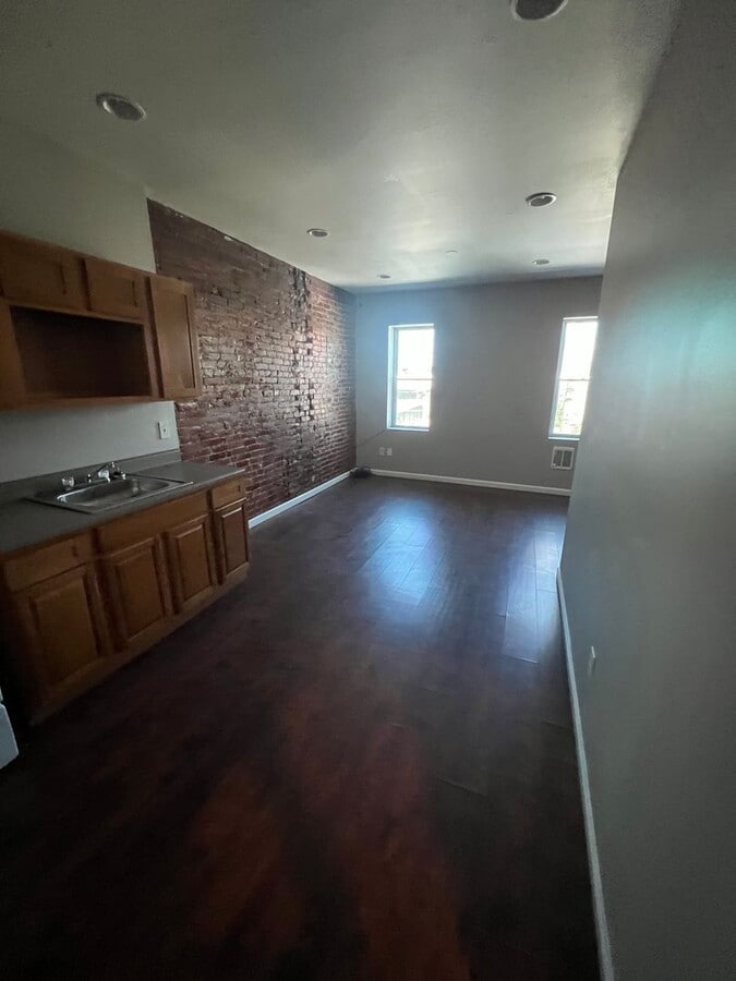 1938 E Elkhart St Unit 1938 Elkhart 2nd floor - Philadelphia, PA ...