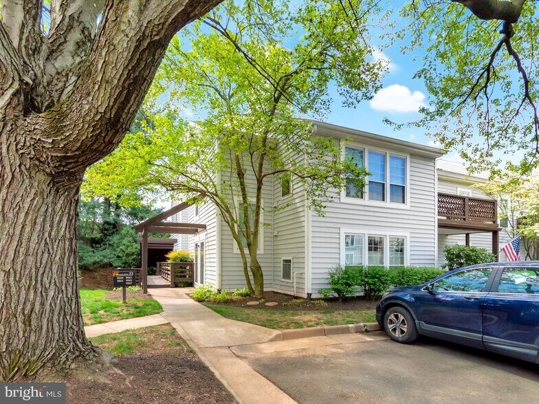 9941 Oakton Terrace Rd Unit 9941 - Apartment for Rent | Oakton, VA ...