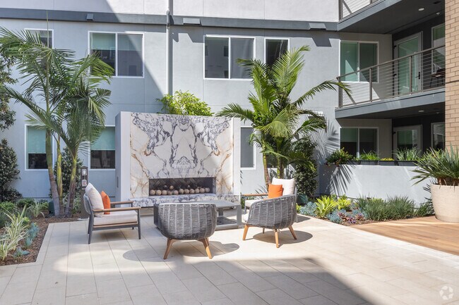 Chapman University | Off-Campus Housing Search