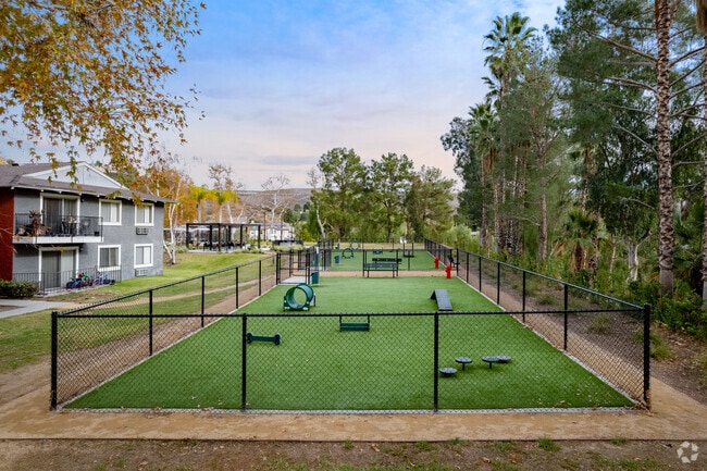 Monterra Ridge Apartments For Rent in Canyon Country, CA | ForRent.com