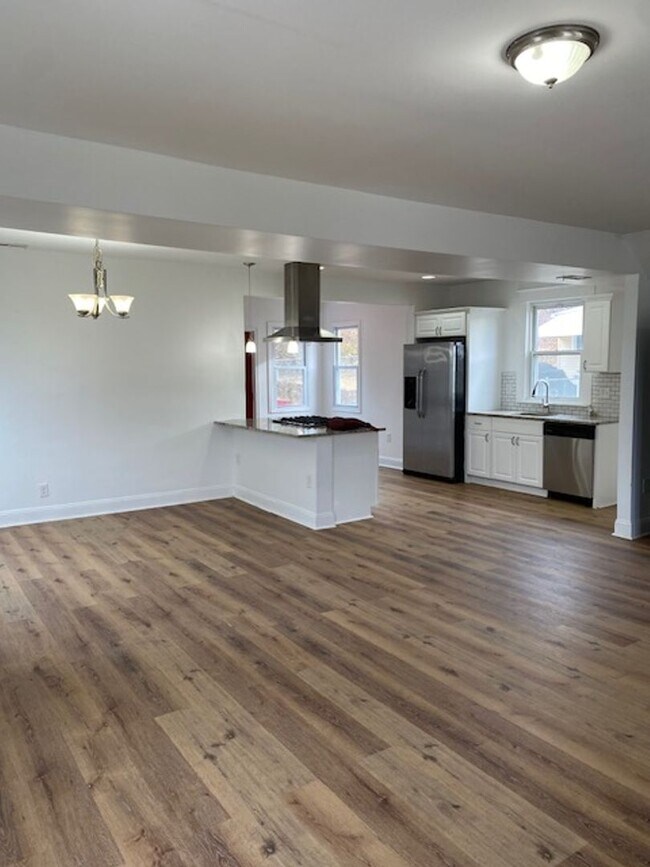 Gorgeous Parkville 3bd/3ba with 4th bd in ... - House Rental in ...