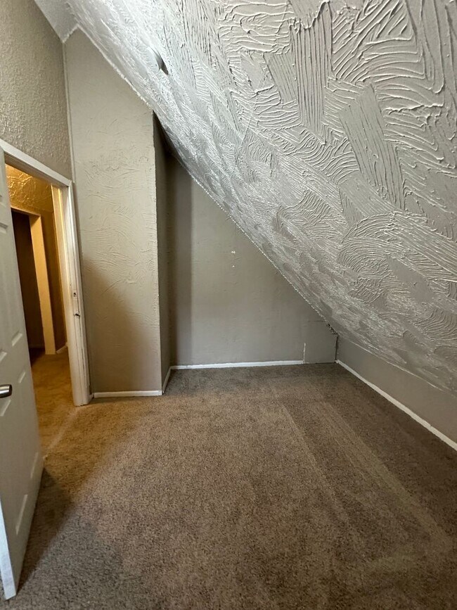 Harambee Single Family Home Available - House Rental in Milwaukee, WI ...