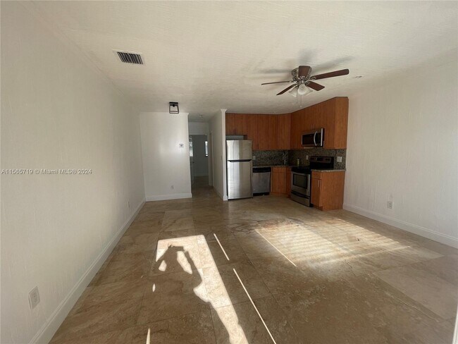 1892 NE 46th St Condo Unit B7 - Condo for Rent in Fort Lauderdale, FL ...
