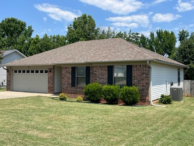 Nice Cabot 3 Bedroom 2 Bathroom House - House Rental in Cabot, AR ...