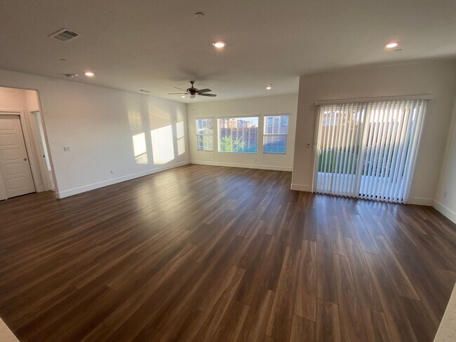 River Island Ranch home built by Lennar Av... - House Rental in Visalia ...