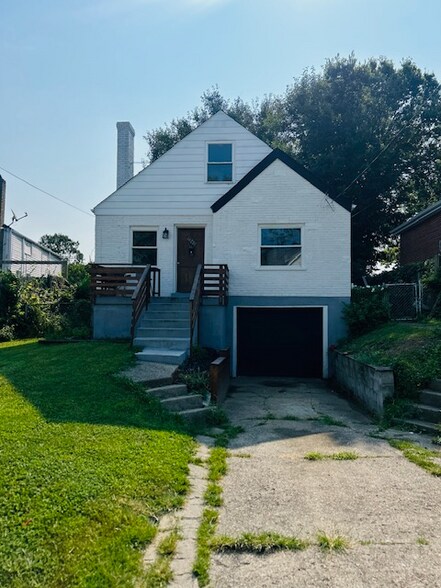 1340 Manss Ave - House for Rent in Cincinnati, OH | ForRent.com