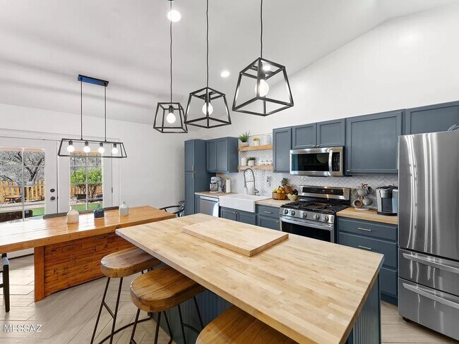 3 Bedroom Single Family Home in Rio Rico - House Rental in Rio Rico, AZ ...