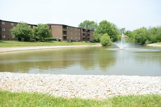 Crescent Ridge Apartments For Rent in Crescent Springs, KY | ForRent.com