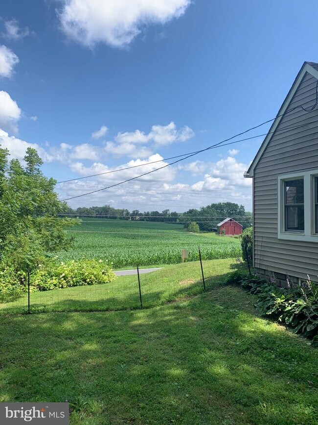 4005 Mt Carmel Rd - House Rental in Upperco, MD | ForRent.com