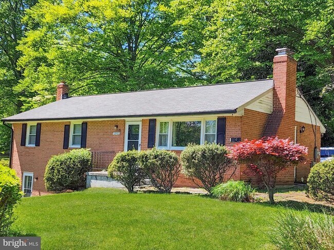 18460 Brooke Rd - House Rental in Sandy Spring, MD | ForRent.com