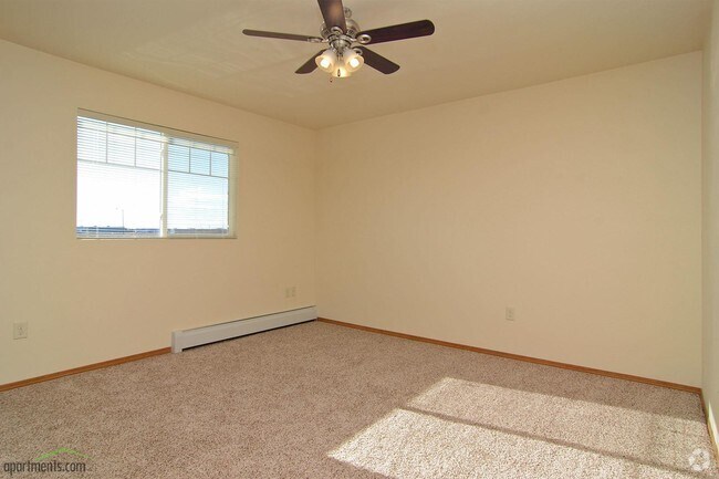 Evergreen Estates Apartments - Appleton, WI | ForRent.com