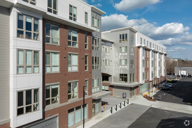 Northeastern University | Off-Campus Housing Search