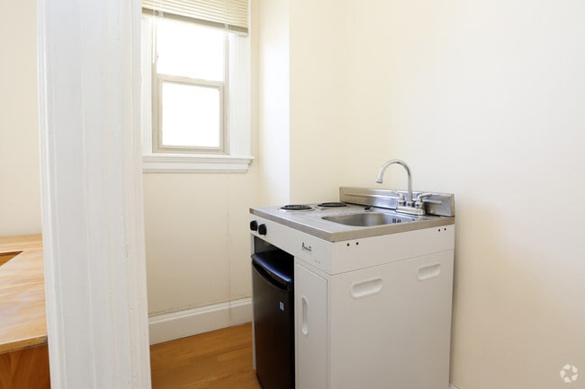 Yugo Seattle Wilsonian Apartments - Seattle, WA | ForRent.com