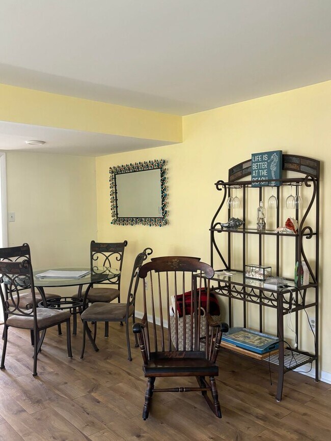 Furnished year round rental! Located a 1.5... - Townhome Rental in ...