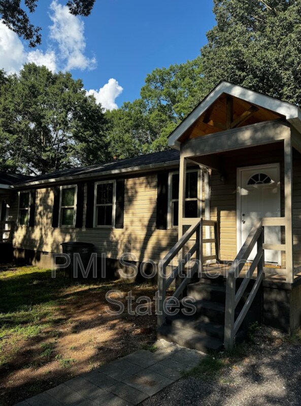 16 Pearls Ln Unit B - Condo for Rent in Greenville, SC | ForRent.com