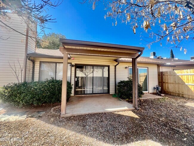 705 N 2nd St Townhome - Townhome Rental in Sierra Vista AZ | ForRent.com