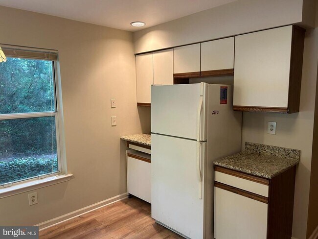 2 Burnham Wood Ct - Townhome Rental in Annapolis MD | ForRent.com