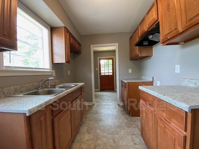 4548 Whitewood Cv (Whitehaven) - House Rental in Memphis, TN | ForRent.com