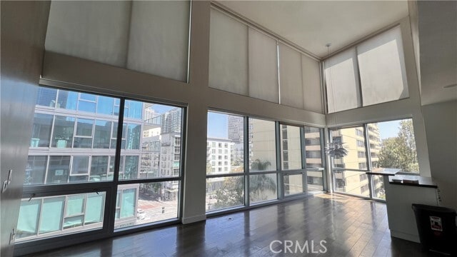 901 Flower St Unit 700 Off-Campus Housing, Los Angeles, CA