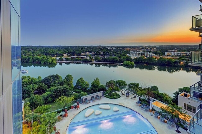 44 East Ave Unit 1411 Off-Campus Housing, Austin, TX