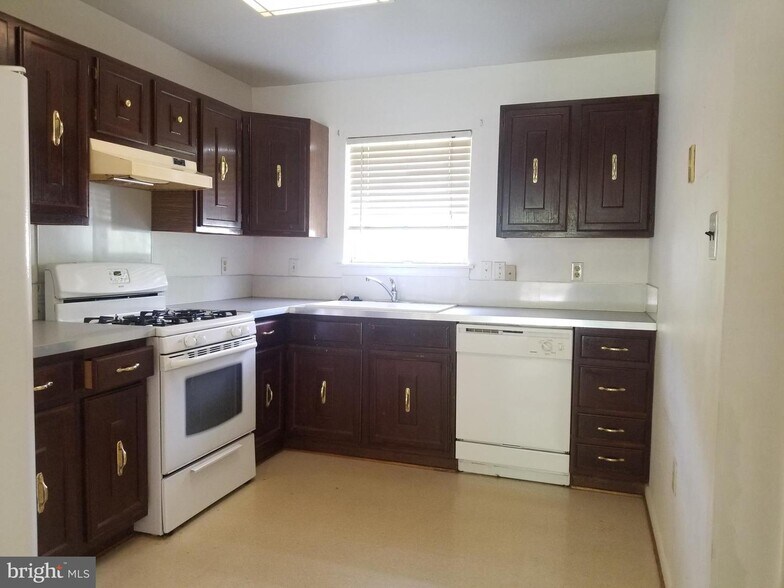 13571 Princedale Dr - House for Rent in Woodbridge, VA | ForRent.com