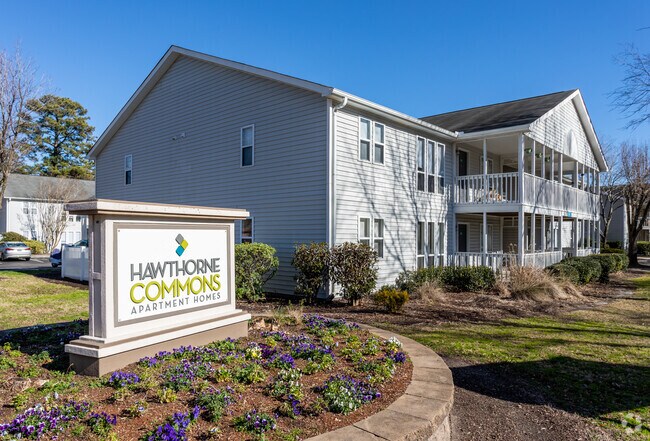 Hawthorne Commons Apartments For Rent in Wilmington, NC | ForRent.com