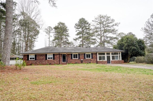 406 Tommy Lee Cook Rd - House Rental in Palmetto, GA | ForRent.com