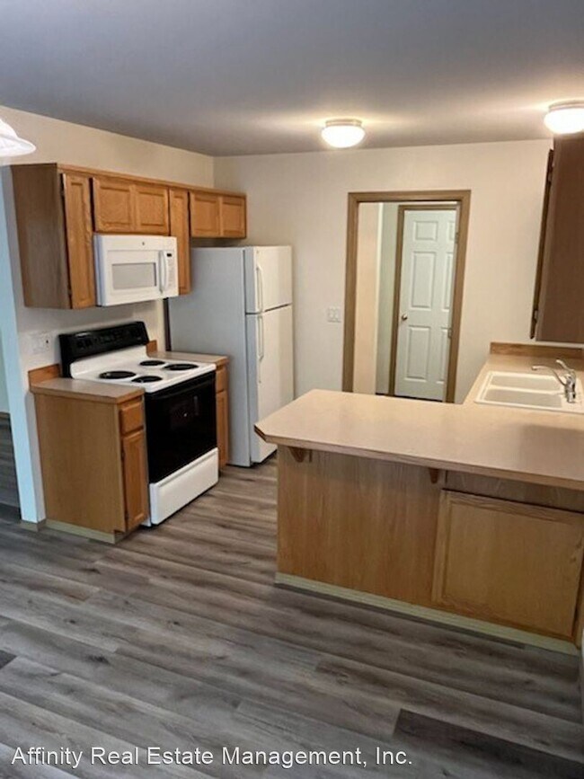 3 br, 2.5 bath House - 12619 Woodland Ave E - House Rental in Puyallup ...