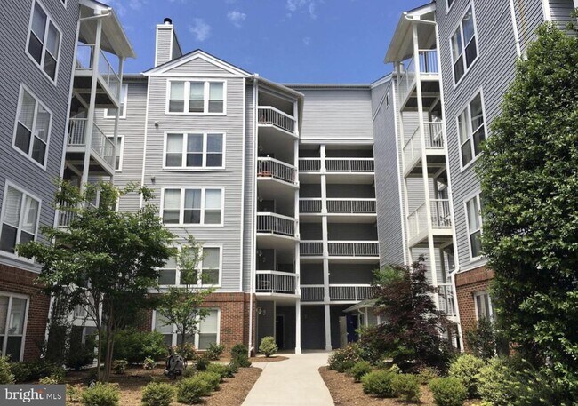 3178 Summit Square Dr Condo Unit D9 - Condo for Rent in Oakton, VA ...