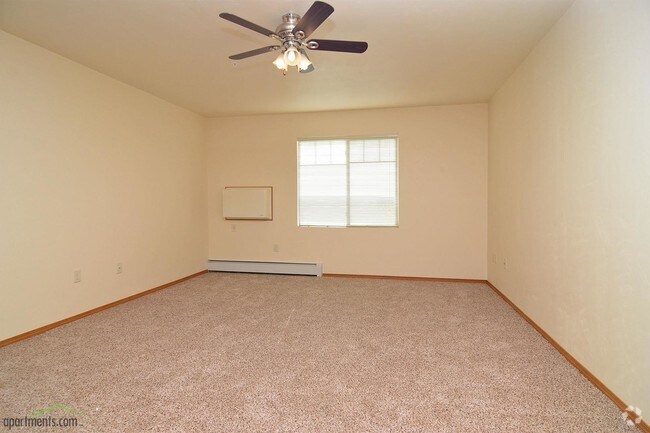 Evergreen Estates Apartments - Appleton, WI | ForRent.com