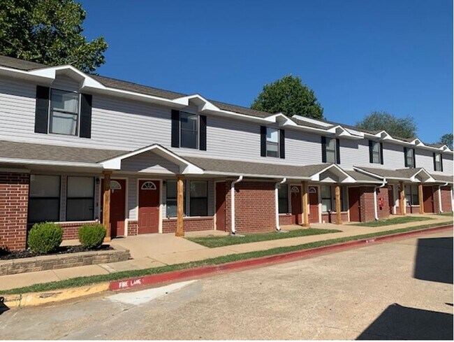Apartments for Rent Near UArk Off-Campus Housing Website - Student ...