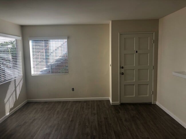 4670 Kensington Dr Unit 4672-A Off-Campus Housing, San Diego, CA