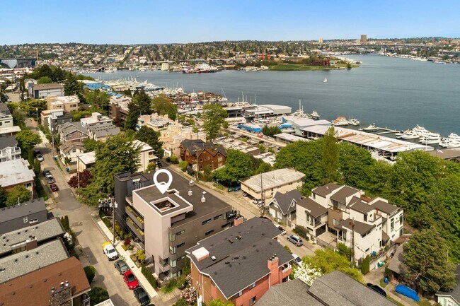 2040 Waverly Pl N Unit Suite 402 - Condo for Rent in Seattle, WA ...
