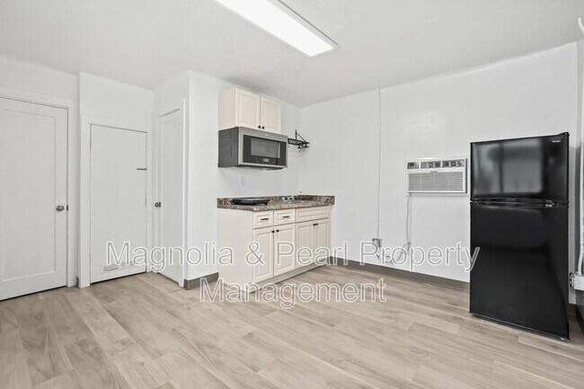 201 S Main St Unit Unit 1 - Condo for Rent in Homedale, ID | ForRent.com